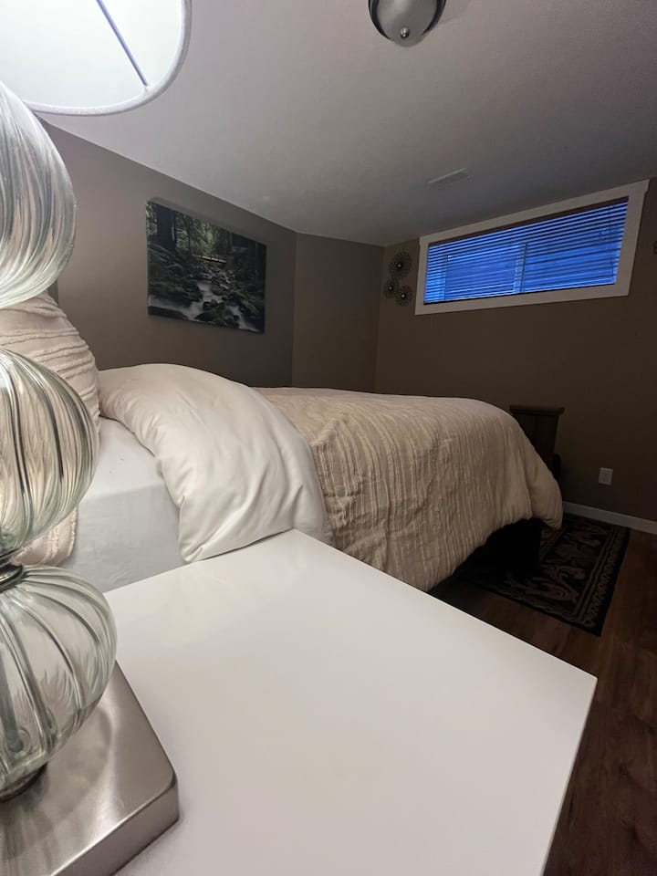 Executive Suite By The Creek - Prince George