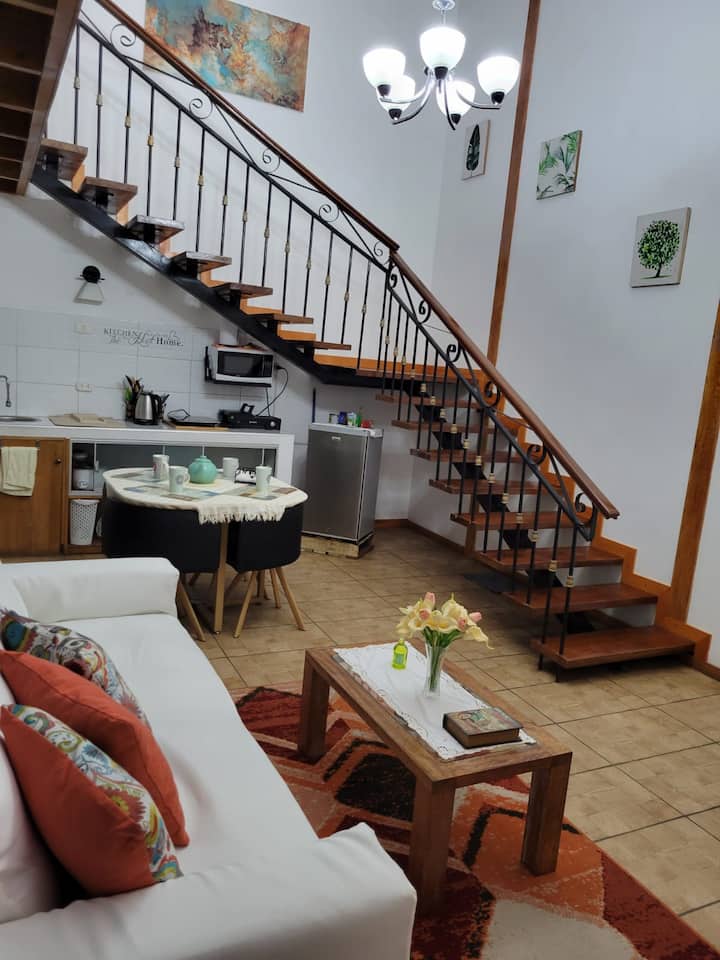 Las Gemelas, La Gemela J - Iquitos