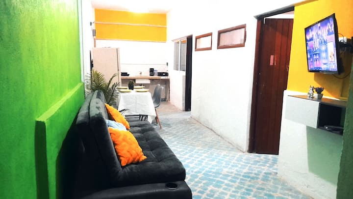 Casa En El Centro De La Ciudad, Cerca De La Playa - Zihuatanejo