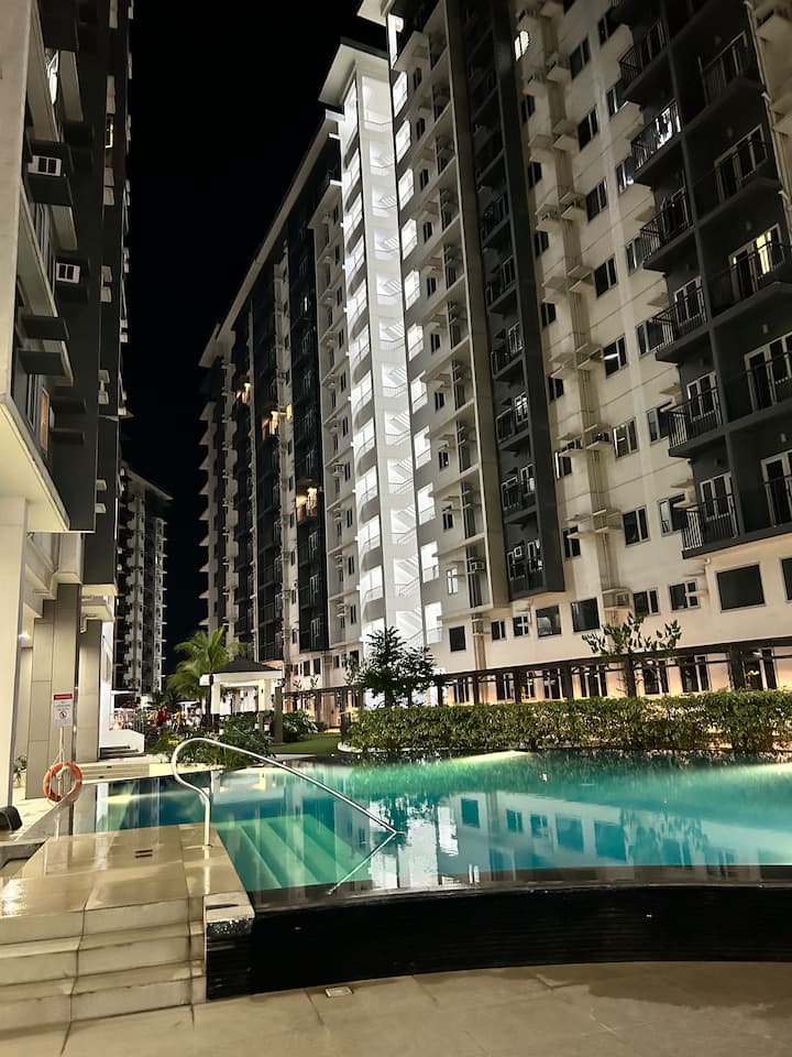 Miemie's Staycation With A View Of Sierra Madre - Marilao