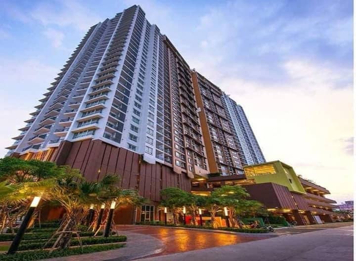 清迈最高楼Supalai1期2卧,长途汽车站隔壁 - Chiang Mai