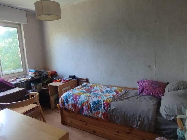 Chambre Dans 1 Maison Au Calme - Jouy-aux-Arches