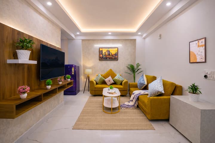 Near Airport, Max Hospital Dwarka - Delhi