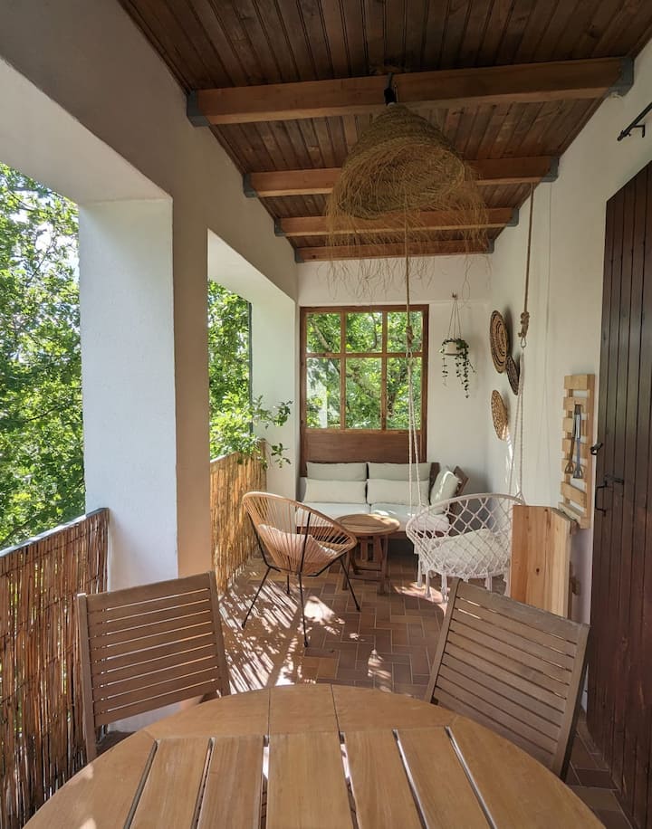 "Les Petits Riens" | Gîte Avec Terrasse à Balazuc - Ruoms