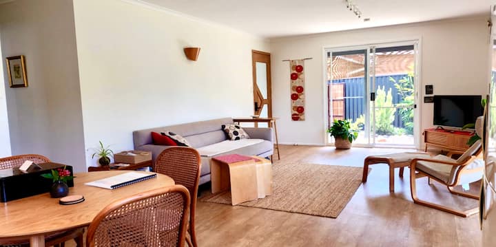 A Touch Of Japan In Urunga - Urunga