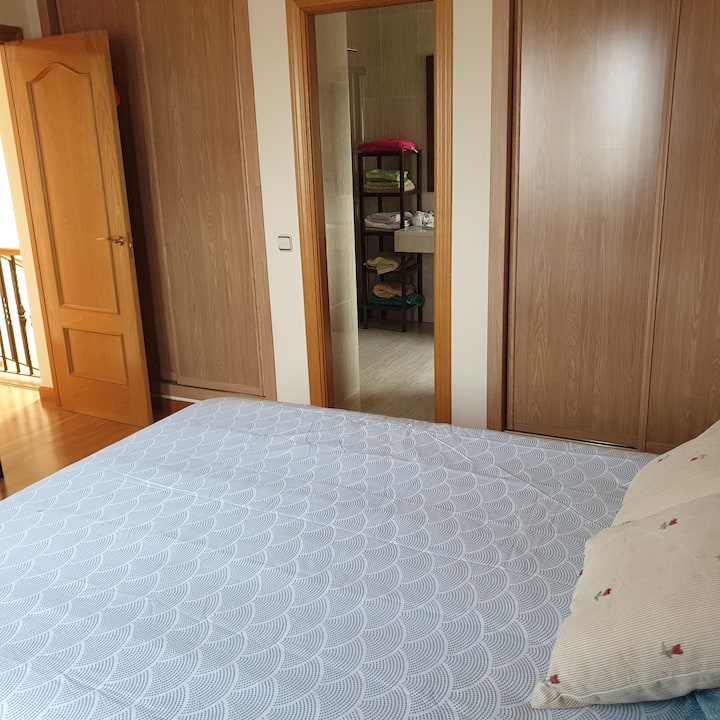 Dormitorio Con Baño Privado. - Toledo