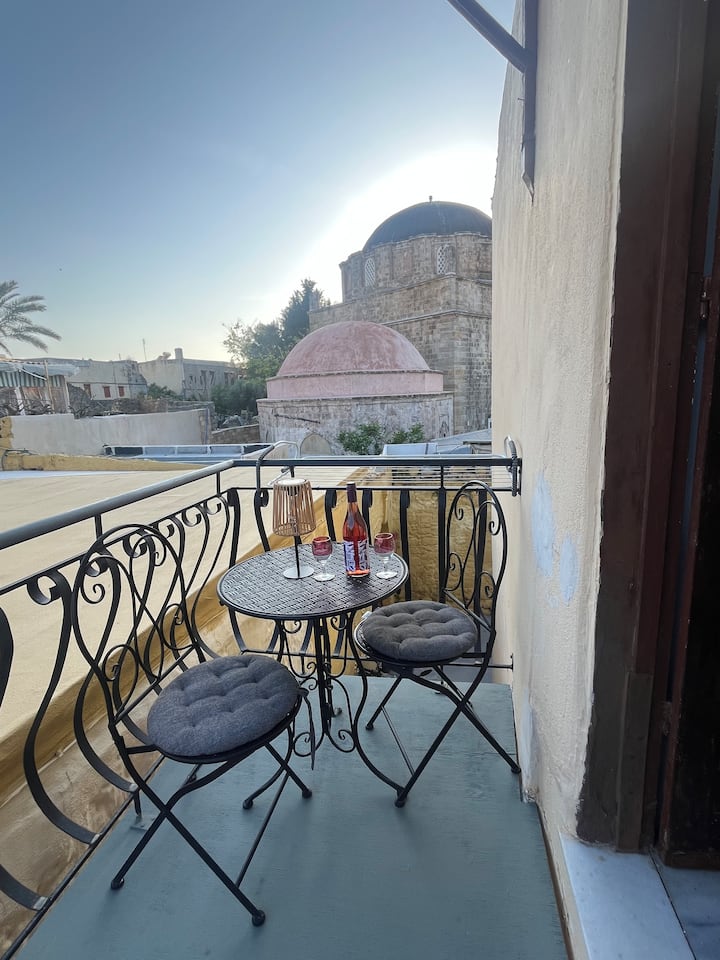 Fillita Home: Rare Balcony View In Rhodes Old Town - Rhodes