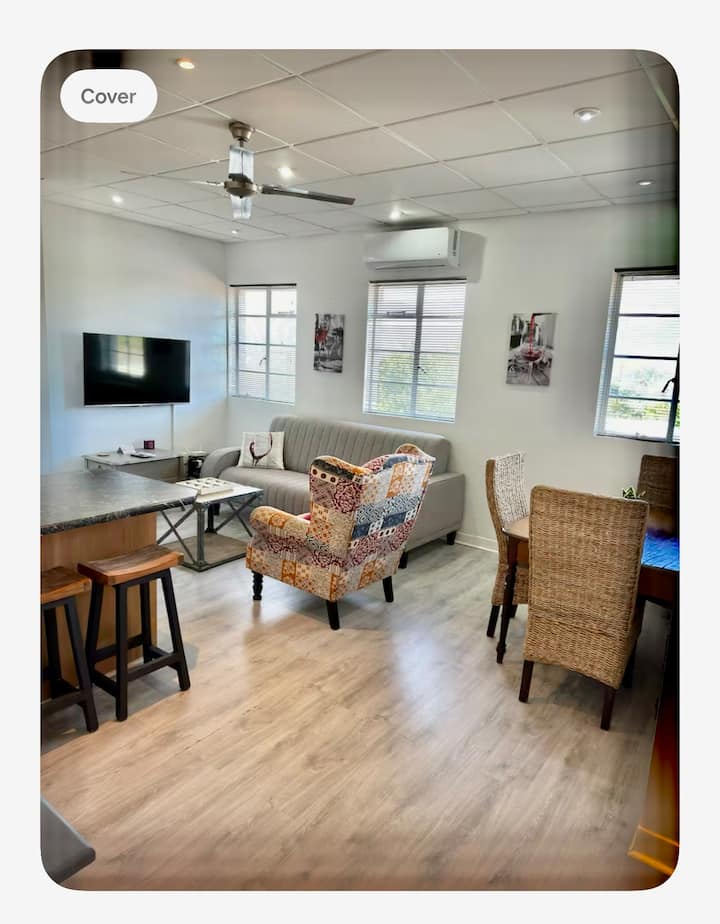 The Muscadel - Paarl