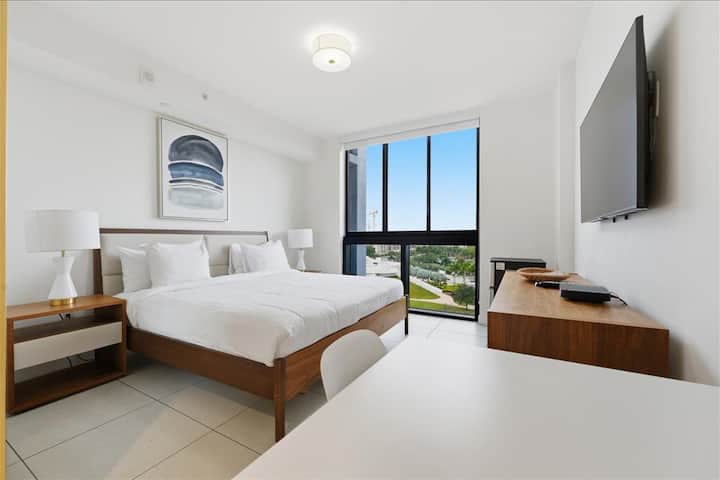 Studio Unit At Doral - Doral