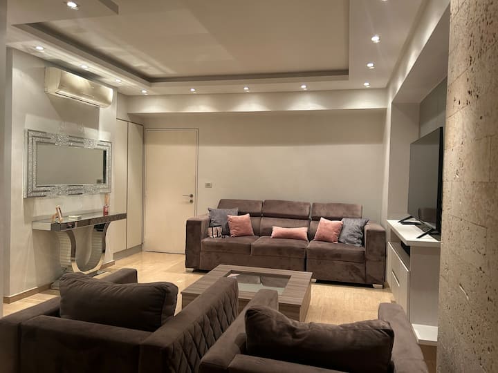 Hermoso Apartamento Remodelado. - Caracas