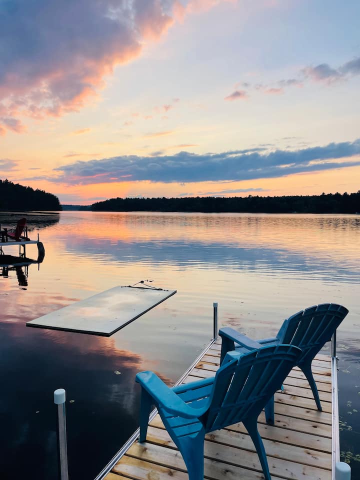 Charming Waterfront Cottage On Black Bay - Petawawa