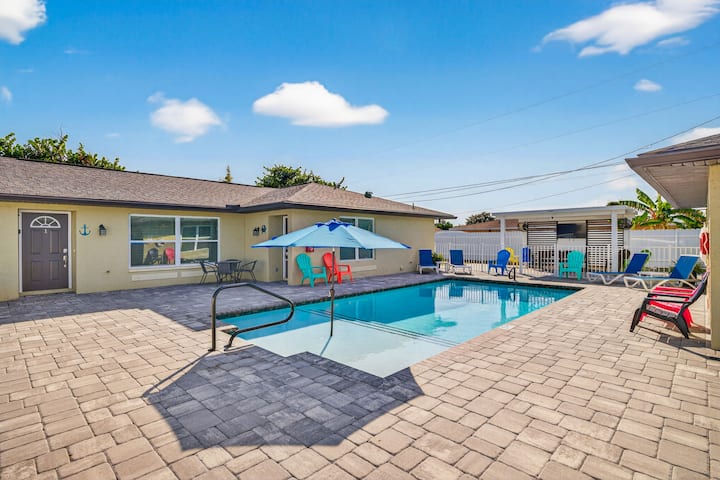 Blue Fish Apt 4- Downtown Blue Resort-heated Pool - Mohave Lake, Cape Coral