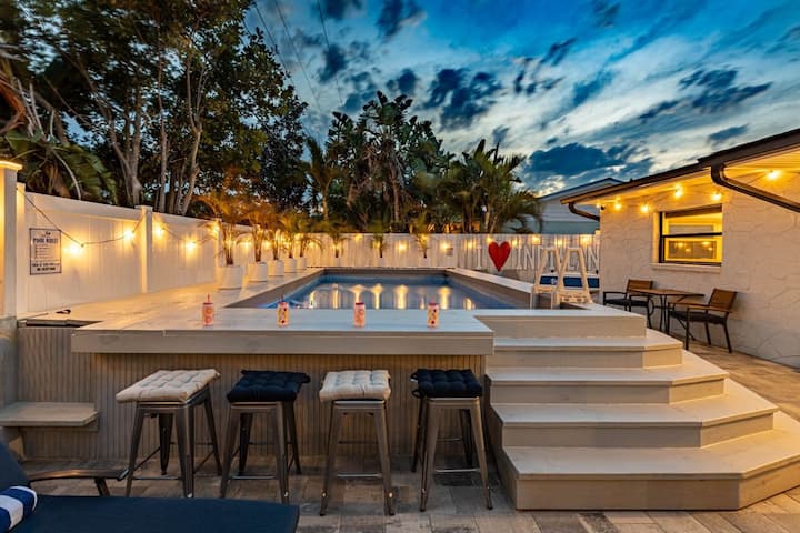 Ocean Spa Villa. Heated Pool. Golf. Walk The Beach - 墨爾本