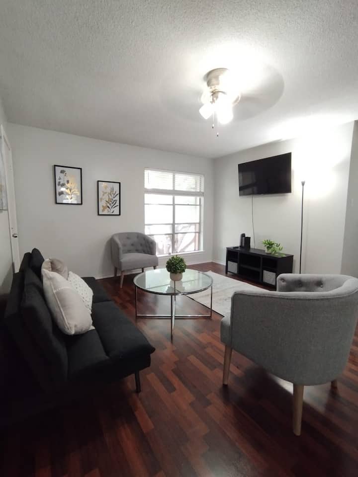 Lovely Condo Near The Mall  2 Beds/baths - Brownsville, TX