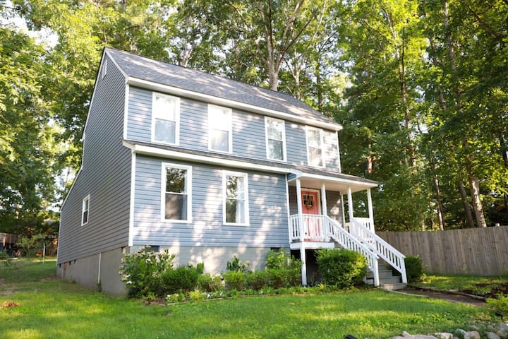 Pink Door-chesterfield Va - Chesterfield, VA
