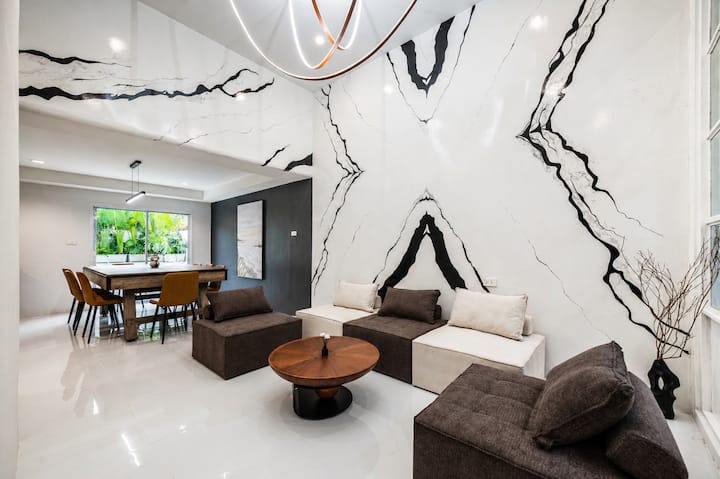 Modern Luxury Pool Villa,heart In Bkk,mrt,ratchada - Bangkok
