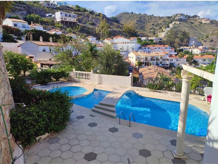 Perle Rare ! Très Jolie Maison Vue Mer Et Montagne - Almuñécar