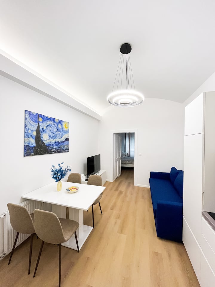 Stylish Condo With Workspace & Self Check-in - Ljubljana