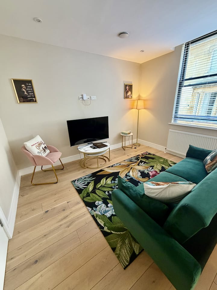 Vue Ville-appartement-salle De Bain Privée Séparée - Bath