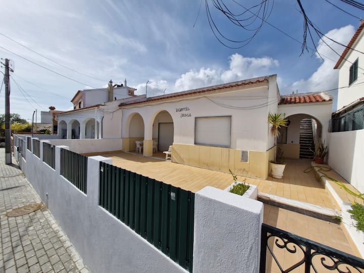 Holiferias - Rustique House, 12min. Walk Beach - Alvor