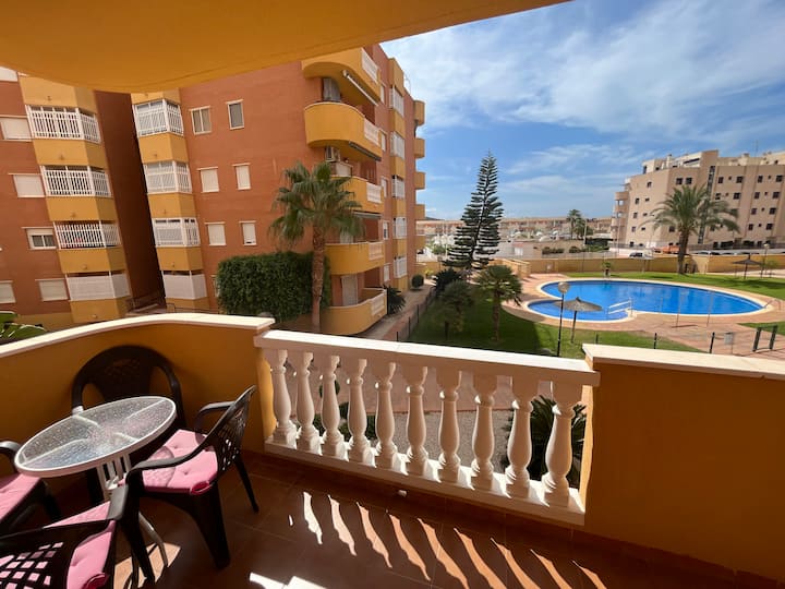Alojamiento En Residencial Con 2 Piscinas - Puerto de Mazarrón