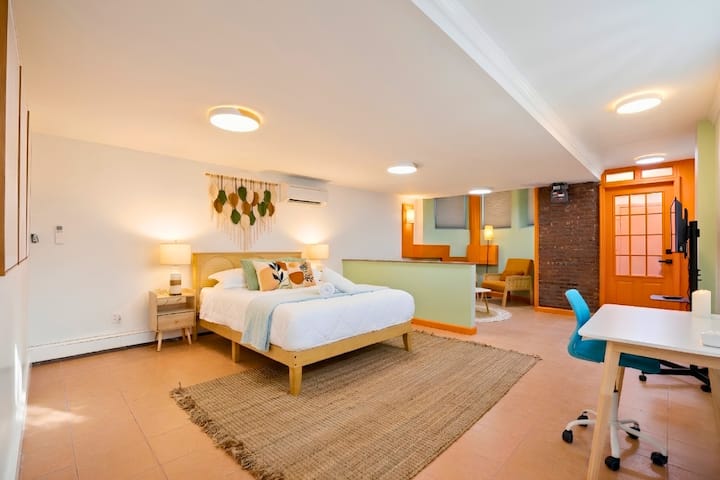 Private Garden Getaway: Cozy & Chic , Near Subway - Nueva York