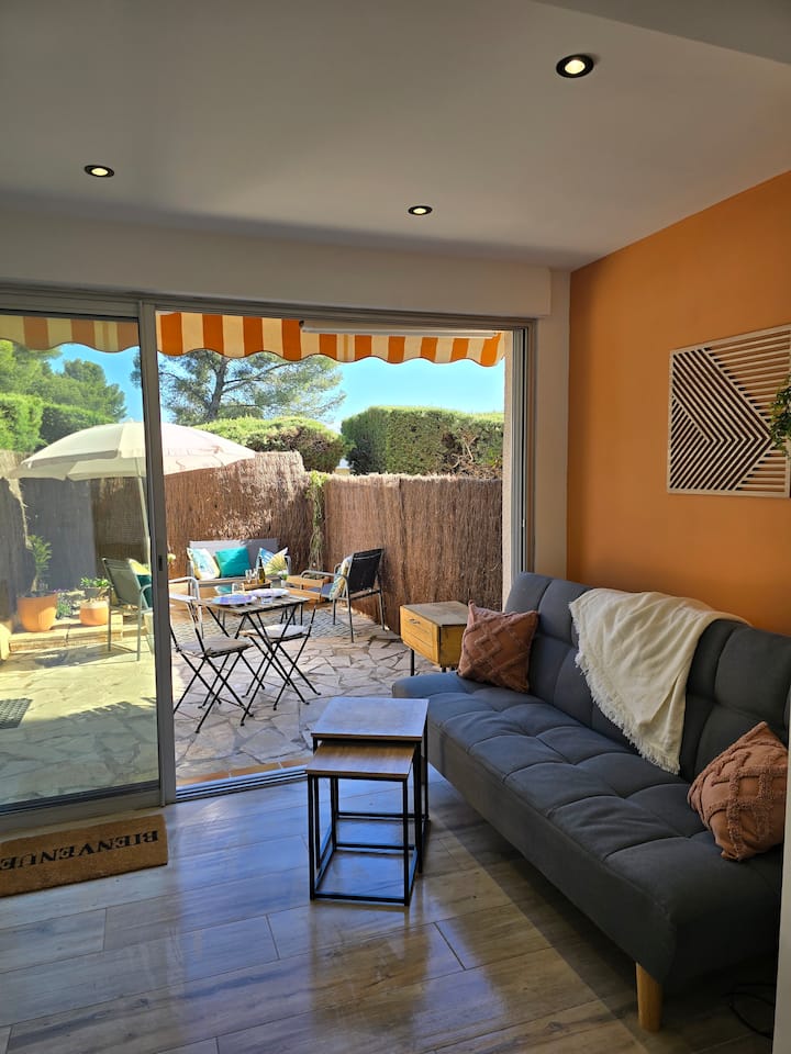 Sunshine/ 4 Personnes/climatisé - La Ciotat