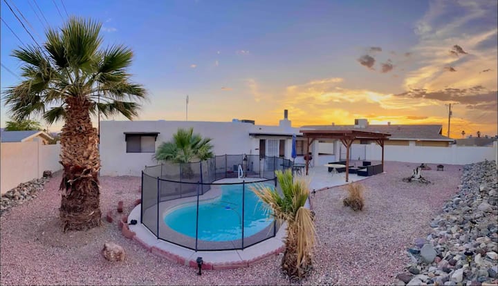 Amazing Lake House With A Pool! - Lake Havasu City