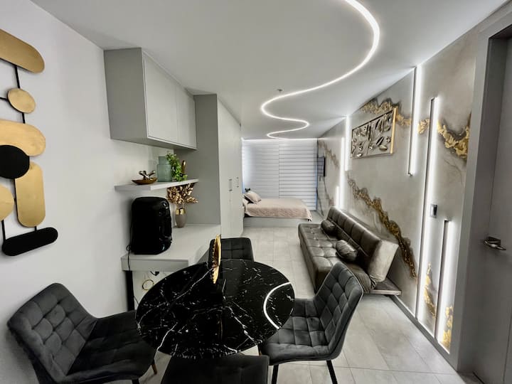 Minimalista, Confort, Balcón, Excelente Ubicación - Quito