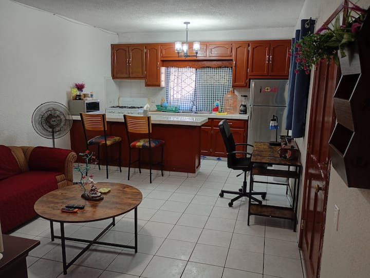 Depto, Facturas, Limpio Y Céntrico. - Tijuana