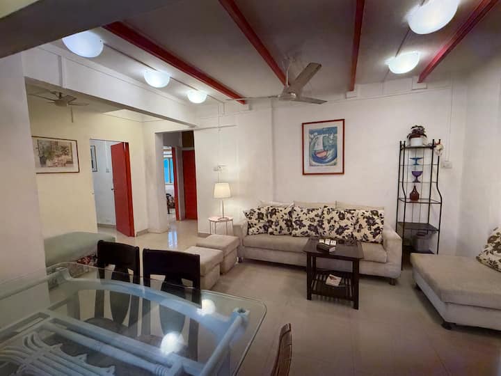2 Bhk Signature Suite Off Carter Road - Mumbai