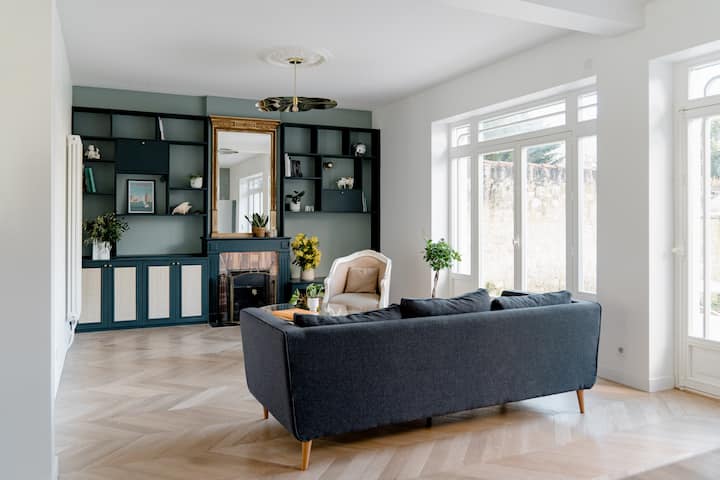 Maison à 200 M De La Place De Verdun Avec Jardin - La Rochelle