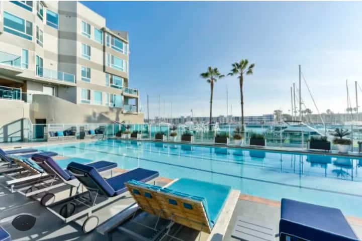 Lavish Living:  Lux Marina Views - Marina del Rey, CA