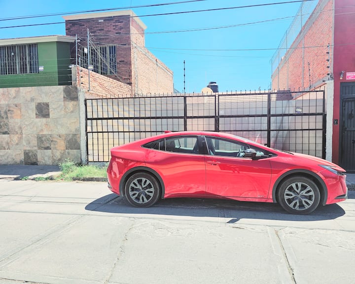 Linda Casa A 3 Minutos De Feria - Aguascalientes