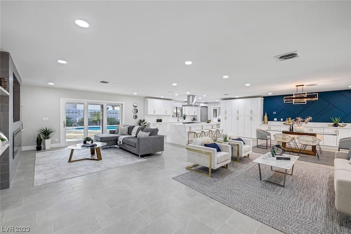 Central 4b Pool And Rv Parkn - Las Vegas