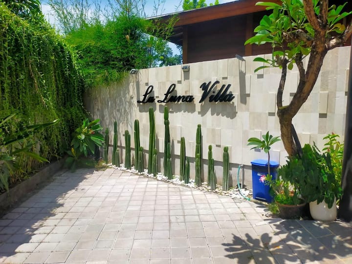 La Luna Villa Pererenan With 3 Bedroom - Denpasar