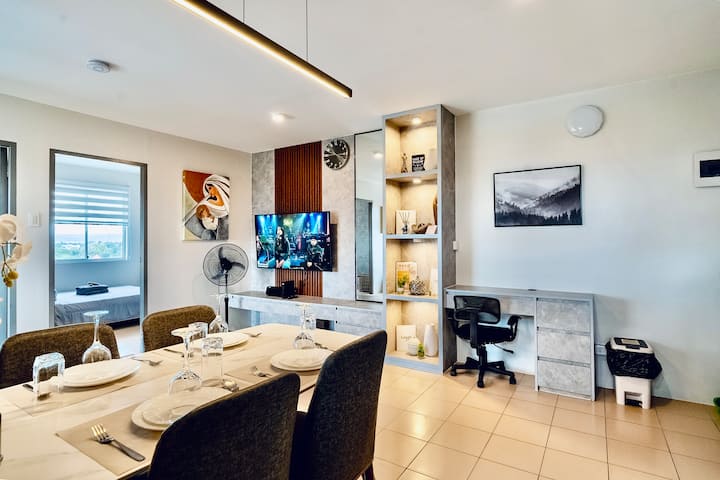 Modern & Spacious 2bd Condo W/scenic View Downtown - Iloilo City