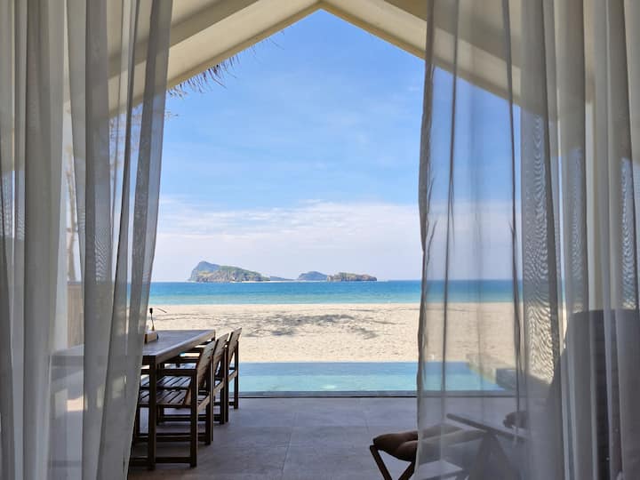 Costa Sambali Villa 1 • Sunset Beachfront Pool - Philippines