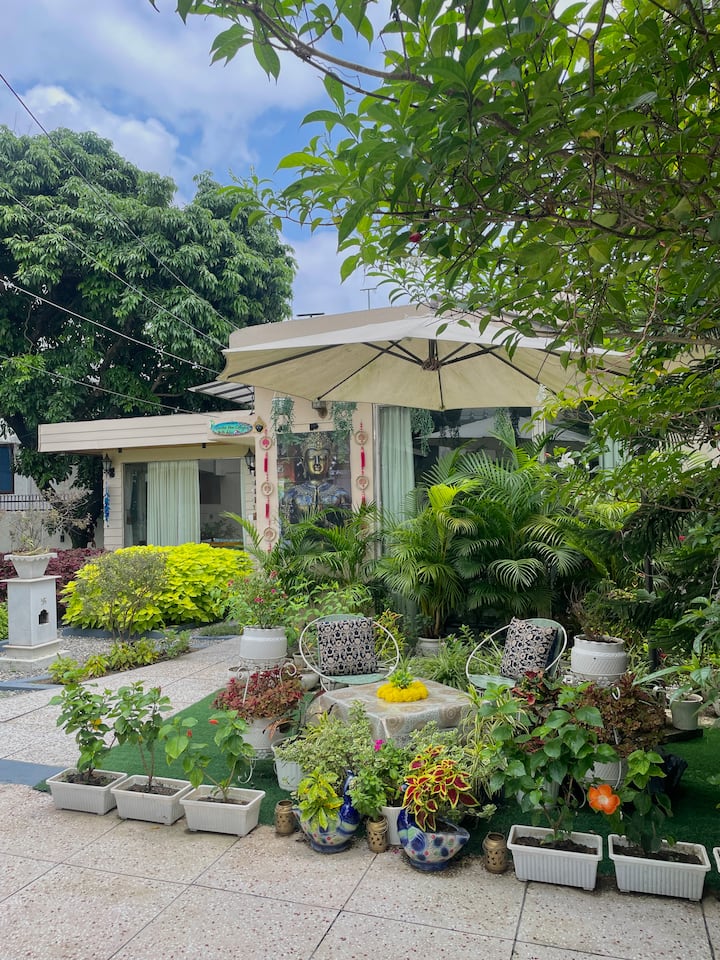 Garden View Cottage Peaceful Luxury Stay - Dehradun