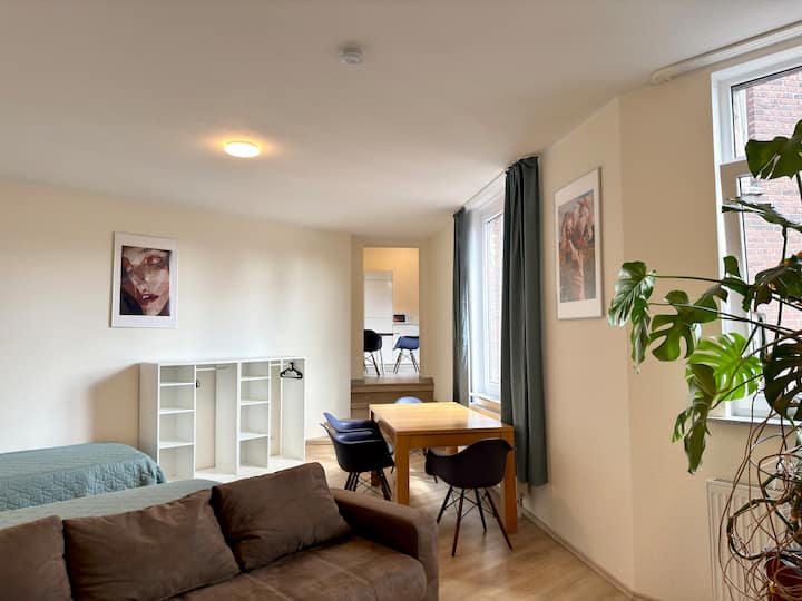4 Rooms / Free Parking / 25 Min To Düsseldorf - Krefeld