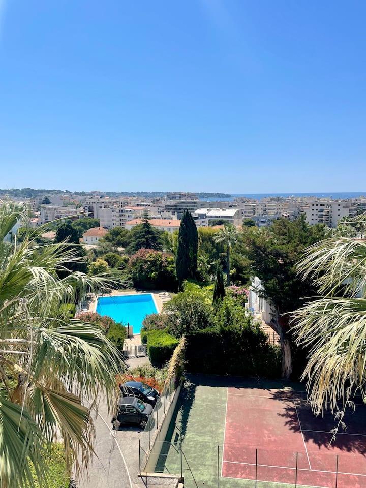 Juan-les-pins Vue Mer, Plage, Piscine Et Tennis ! - Antibes