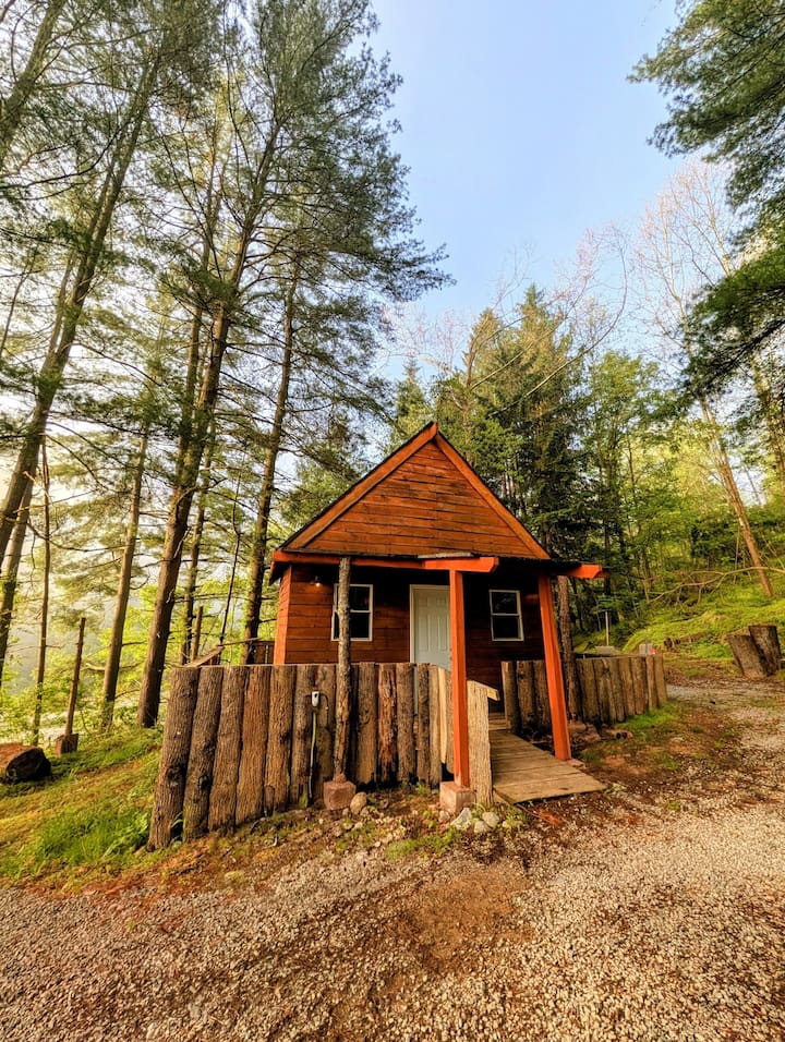 Cozy Cabin In The Woods - West Virginia