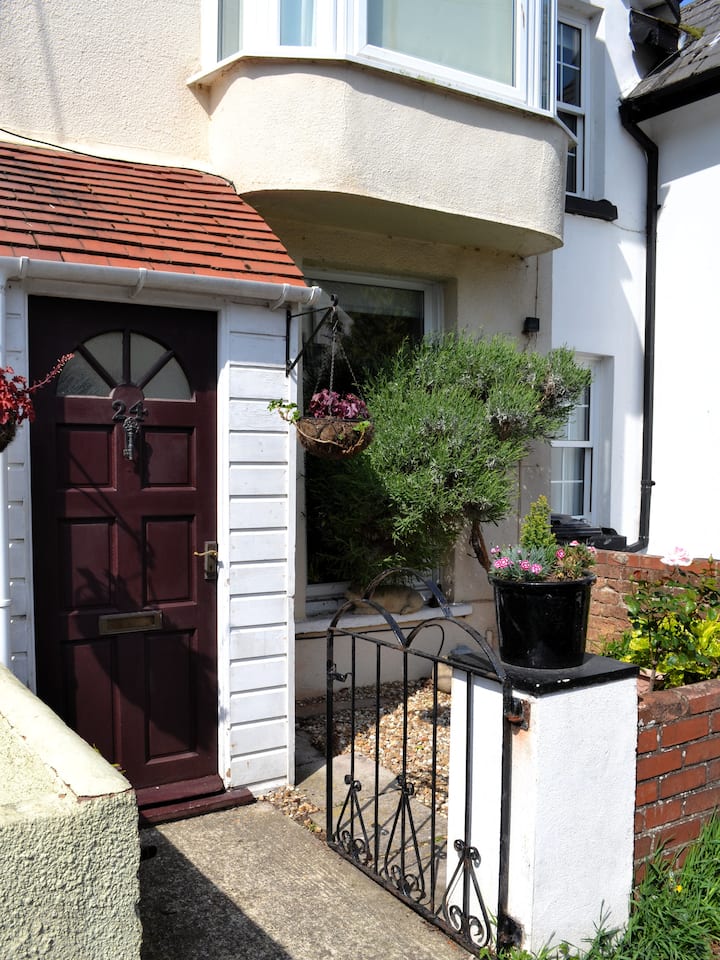 Montpellier Cottage | Central Location - Dawlish