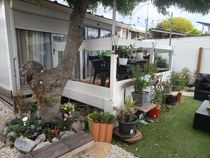A 3 Kms De La Mer, 80 M De La Piscine Mobil Home - Sigean