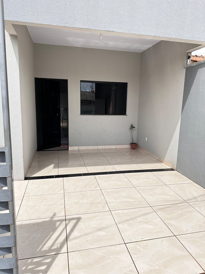 Casa 2 Quartos Próximo Ao Centro - Sinop