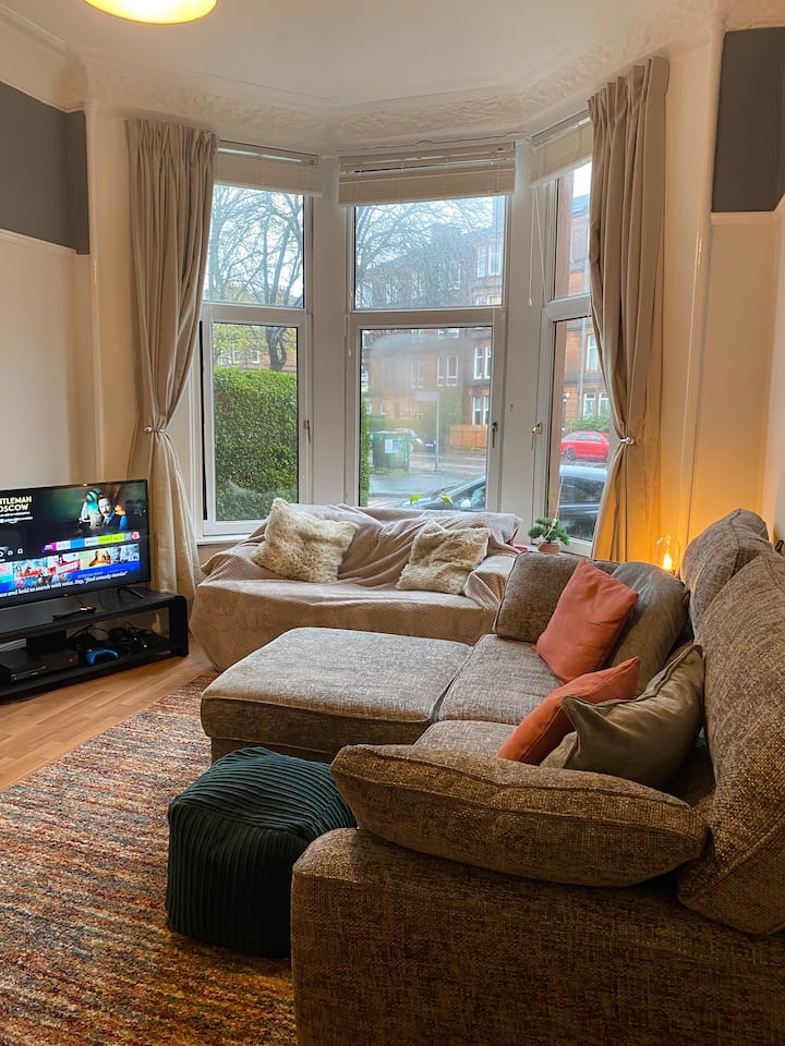 (3-5 Weeks Stay) Spacious Flat Shawlands - Glasgow