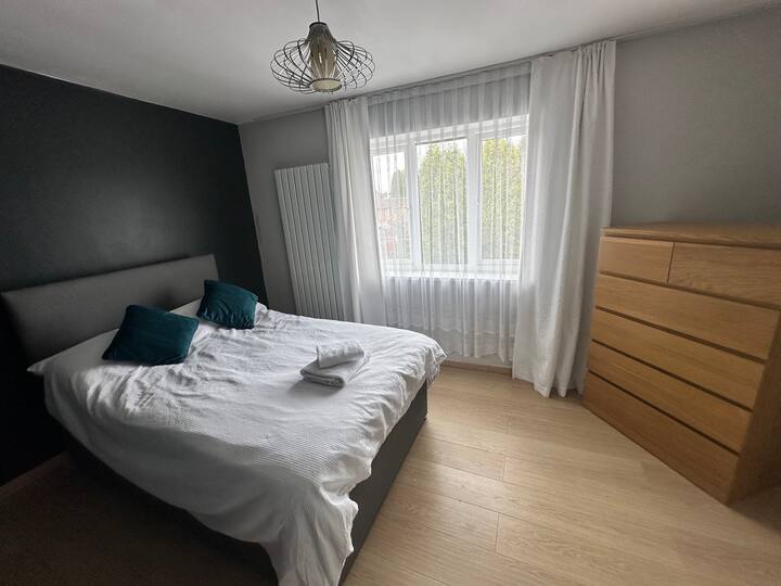 Sage House - City Centre Hanley, Alton Towers - Stoke-on-Trent