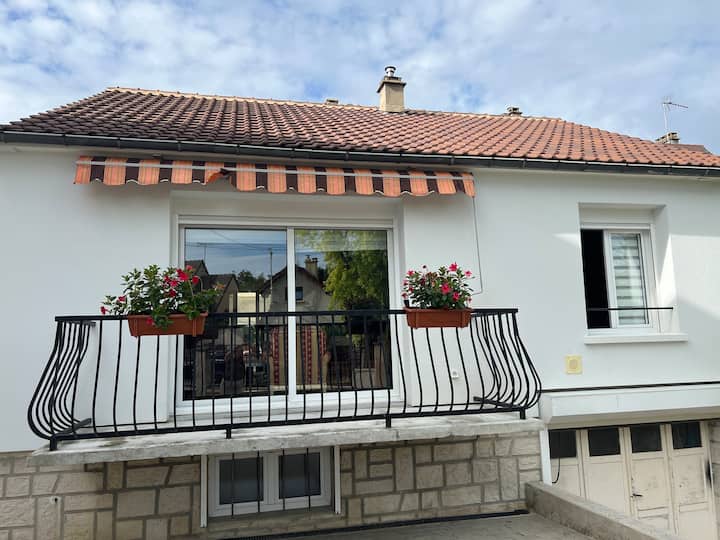 Maison De Ville Agréable - Trappes