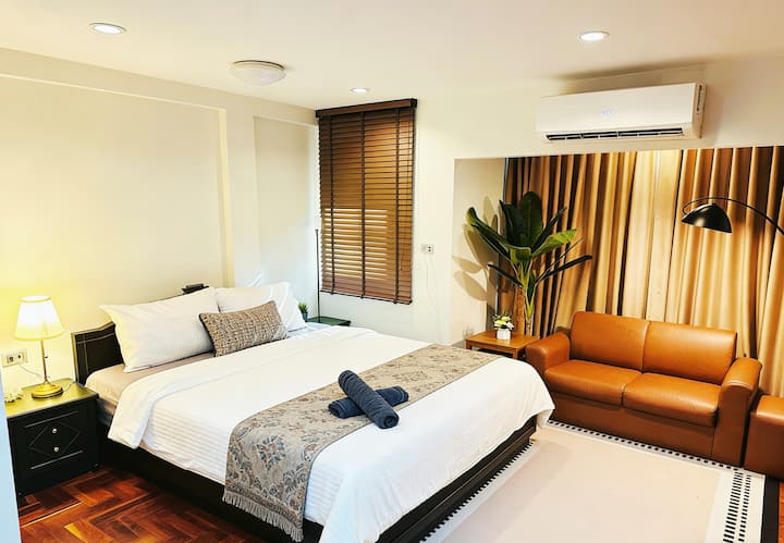 曼谷市中心｜ 距离Bts900米｜asok  Nanaemquartier 旁｜步行 Bts｜浴缸 - Bangkok