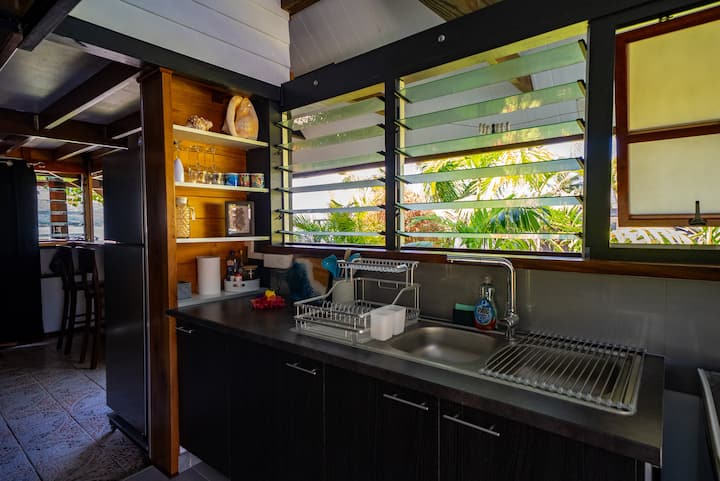 Toahere Beach House - Bord De Mer - Piscine - Tahiti